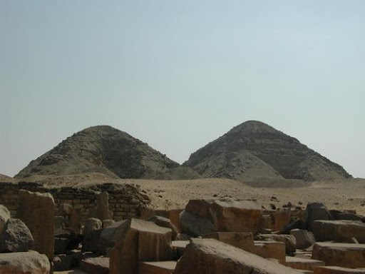 Dahshur Pyramids | The Field Pyramid of Dahshur - AskAladdin